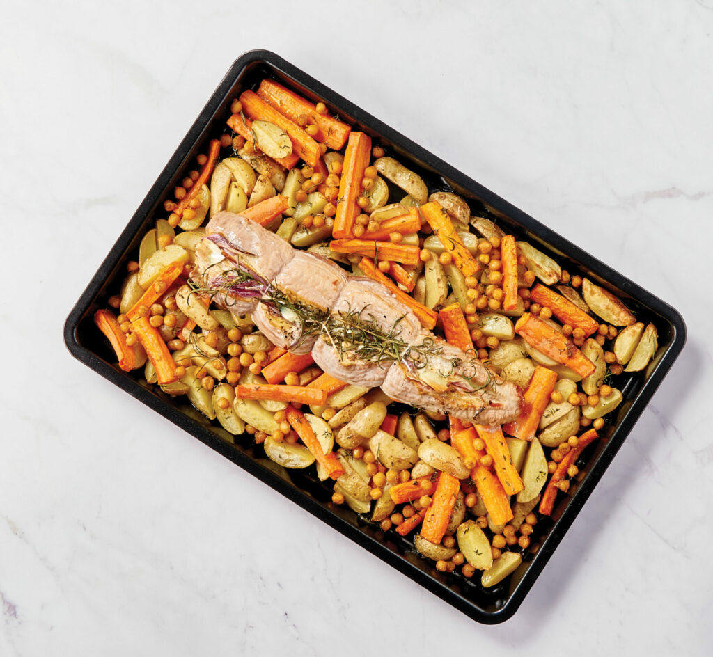 Varkenslende met wortelen, kikkererwten en krielaardappelen - Louis ...