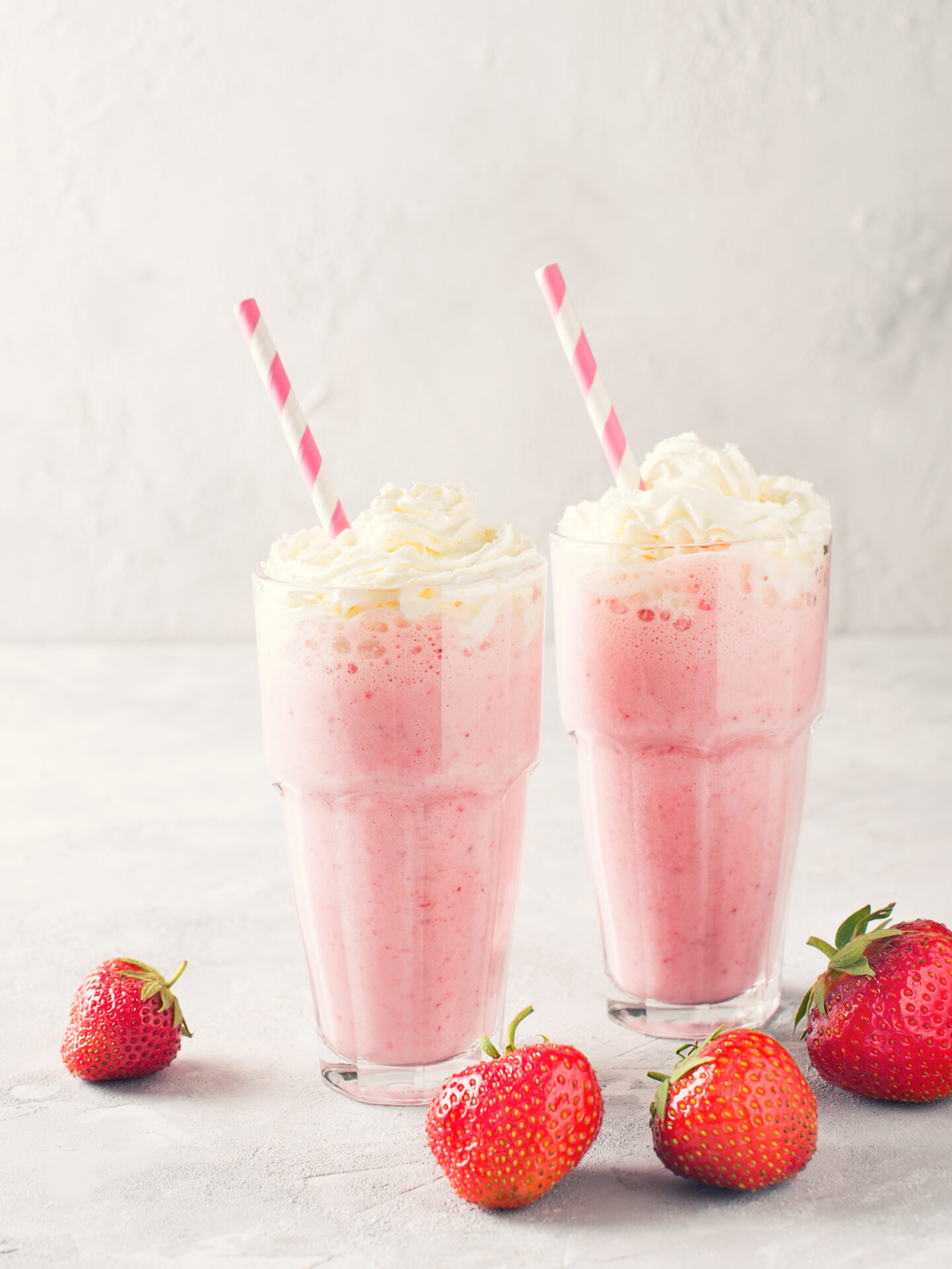 Milkshake aux fraises et chantilly - Louis Delhaize